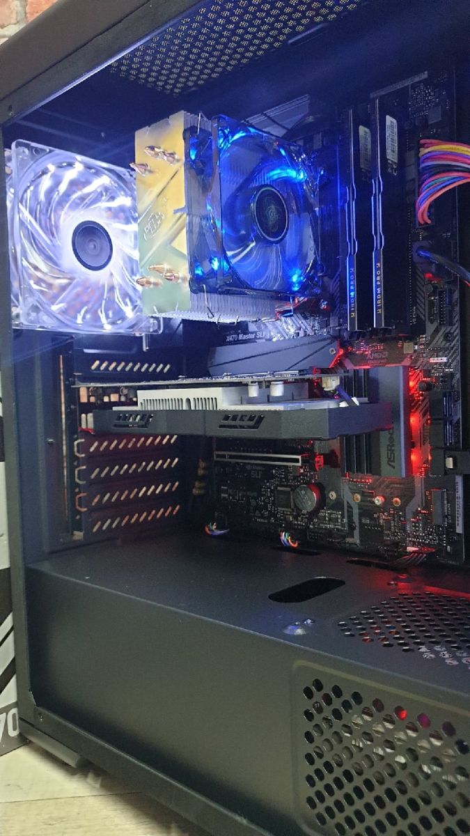 Компьютер AMD Ryzen 7 3800X, AMD Radeon RX 560 4GB