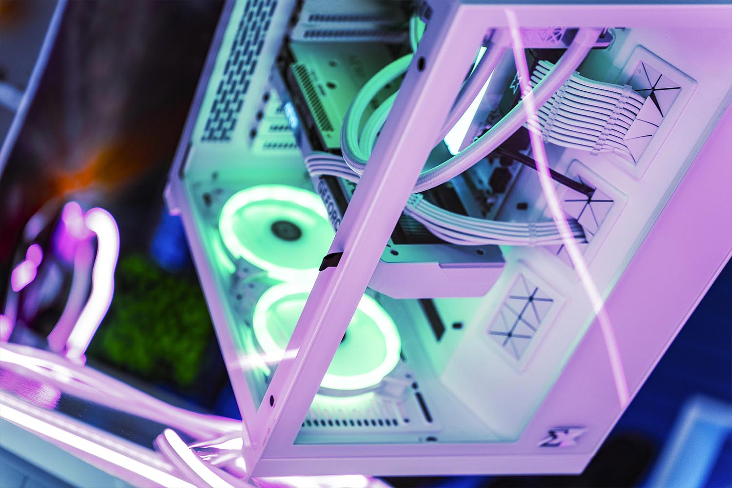 Xigmatek Aquarius S Arctic | Intel Core i5-13400F + RTX 4060