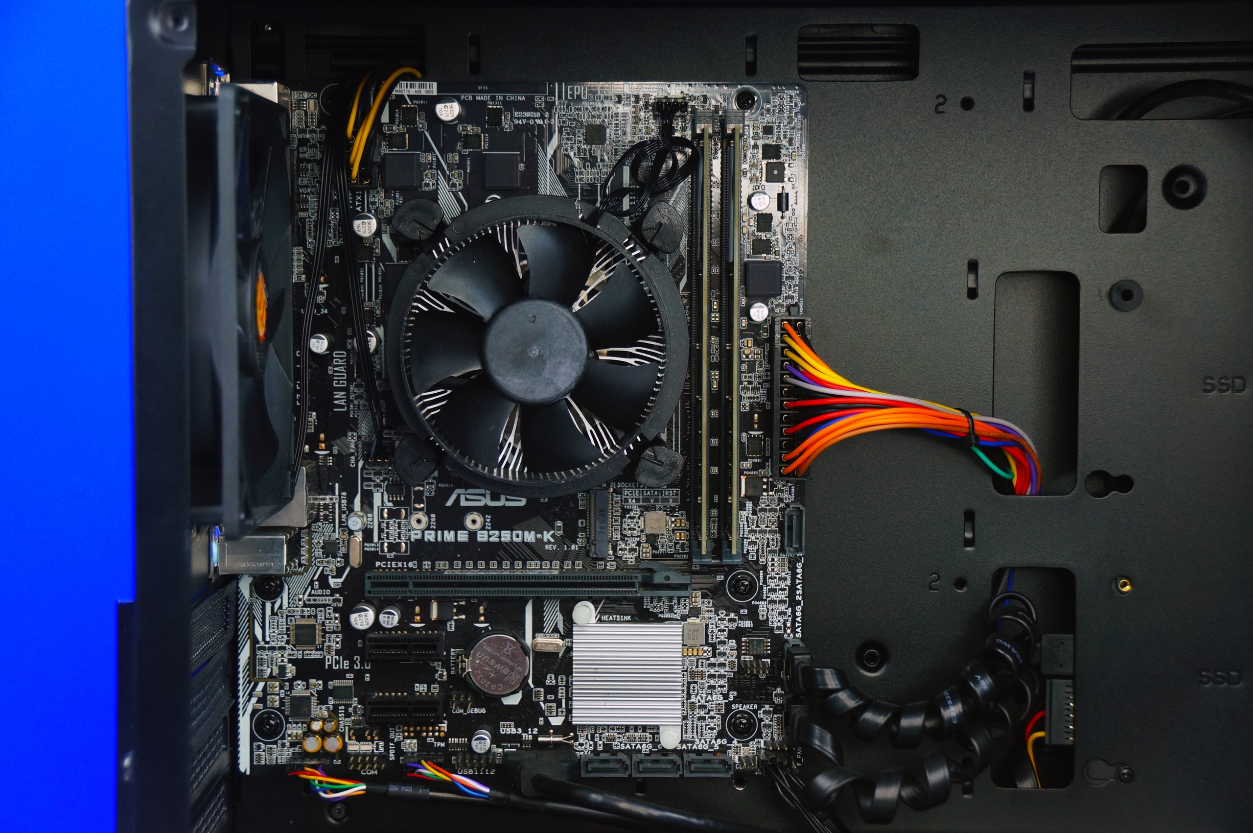 Компьютер Intel Core i3 7100, Intel HD Graphics 630